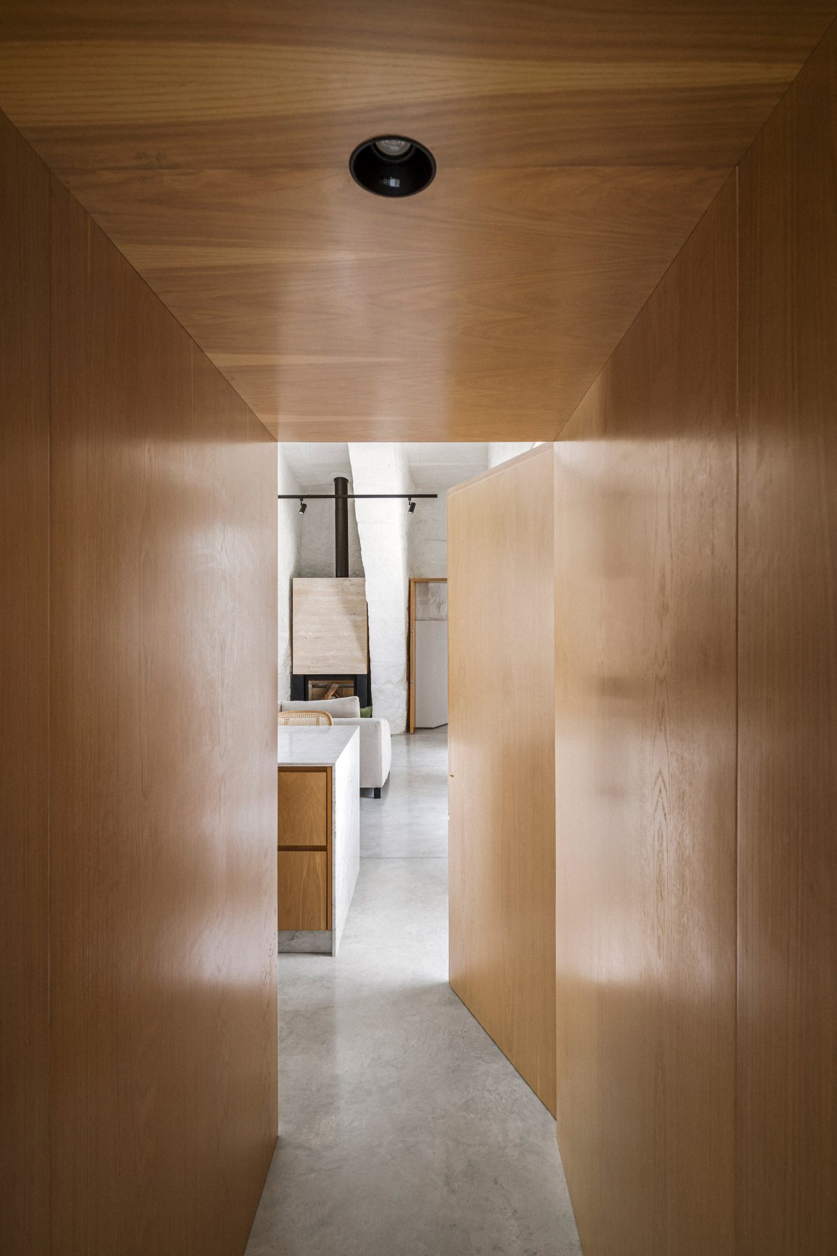 YINJISPACE - Valentino Architects x Mill House